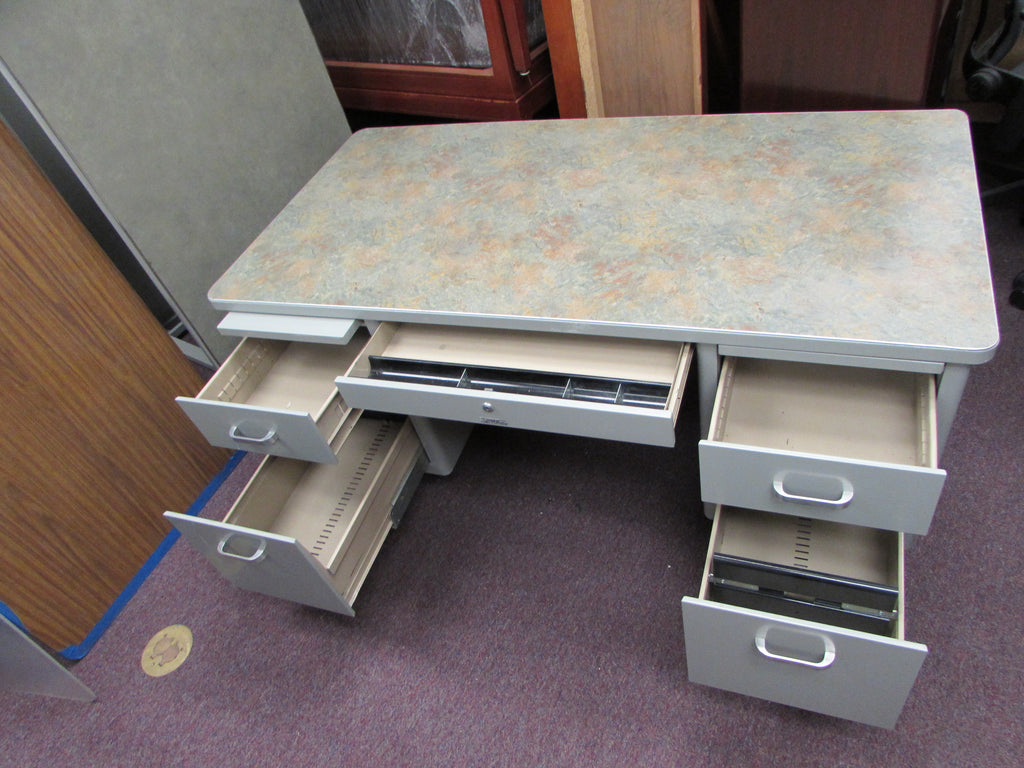 Used Wood & Metal Desks - Recycled Office Furnishings